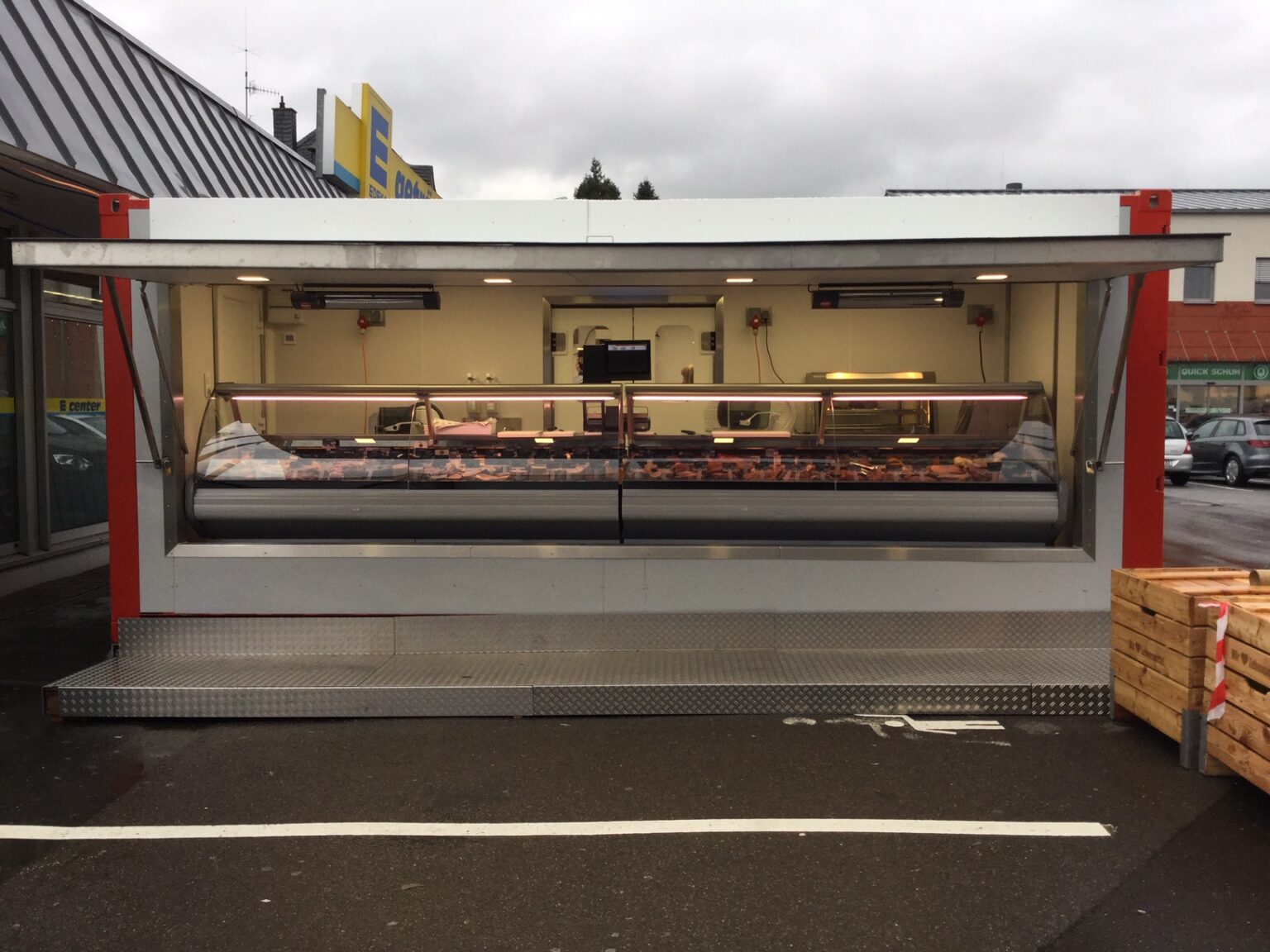 Mobile Food Production | DMS Food Processing Machines